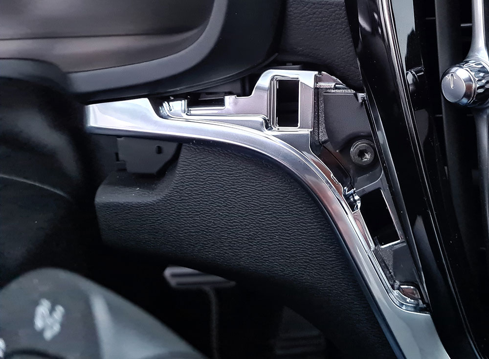 Anyone swapped out metal trim for wood trim? | Page 2 | SwedeSpeed ...